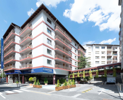 HOTEL & APARTHOTEL COSMOS